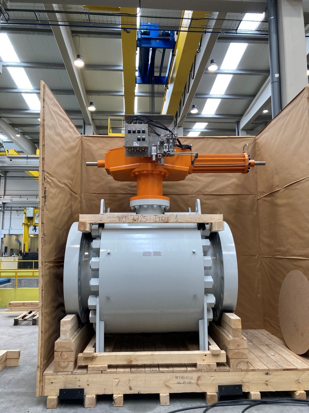 Hydraulic Operated 32” 900# Ball Valves for Gas Service - Ringo Valves